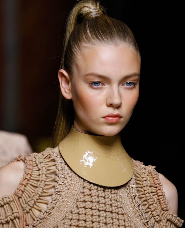How to wear the ponytail in 2016? - [EN] Jean Louis David