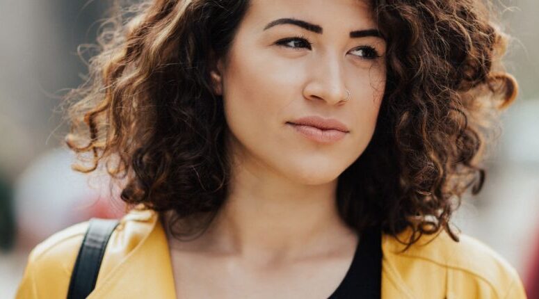 Curly or frizzy hair: what are the differences? - [EN] Jean Louis David