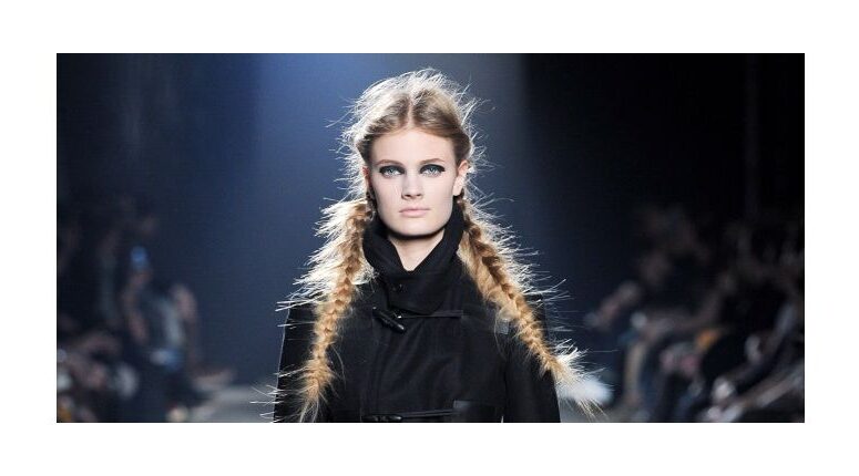 How to wear the double braid