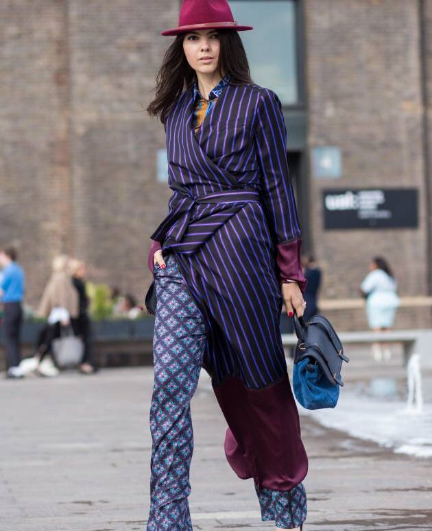 Streetstyle: the berry-colored hat